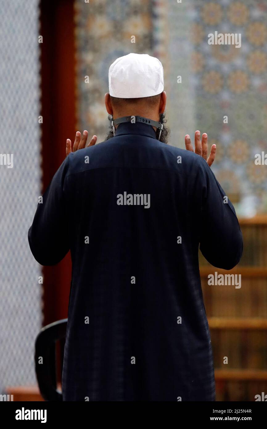 Geneva mosque hi-res stock photography and images - Alamy