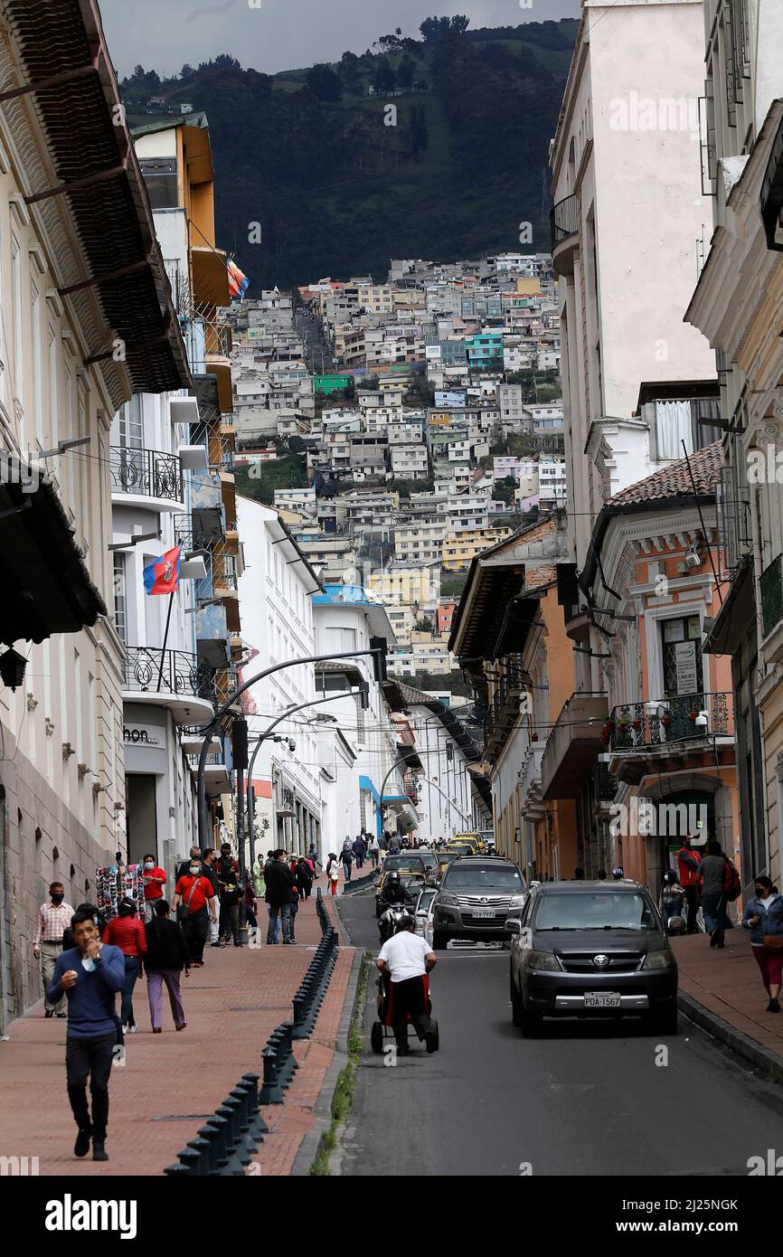 Ecuador street scene in hi-res stock photography and images - Alamy