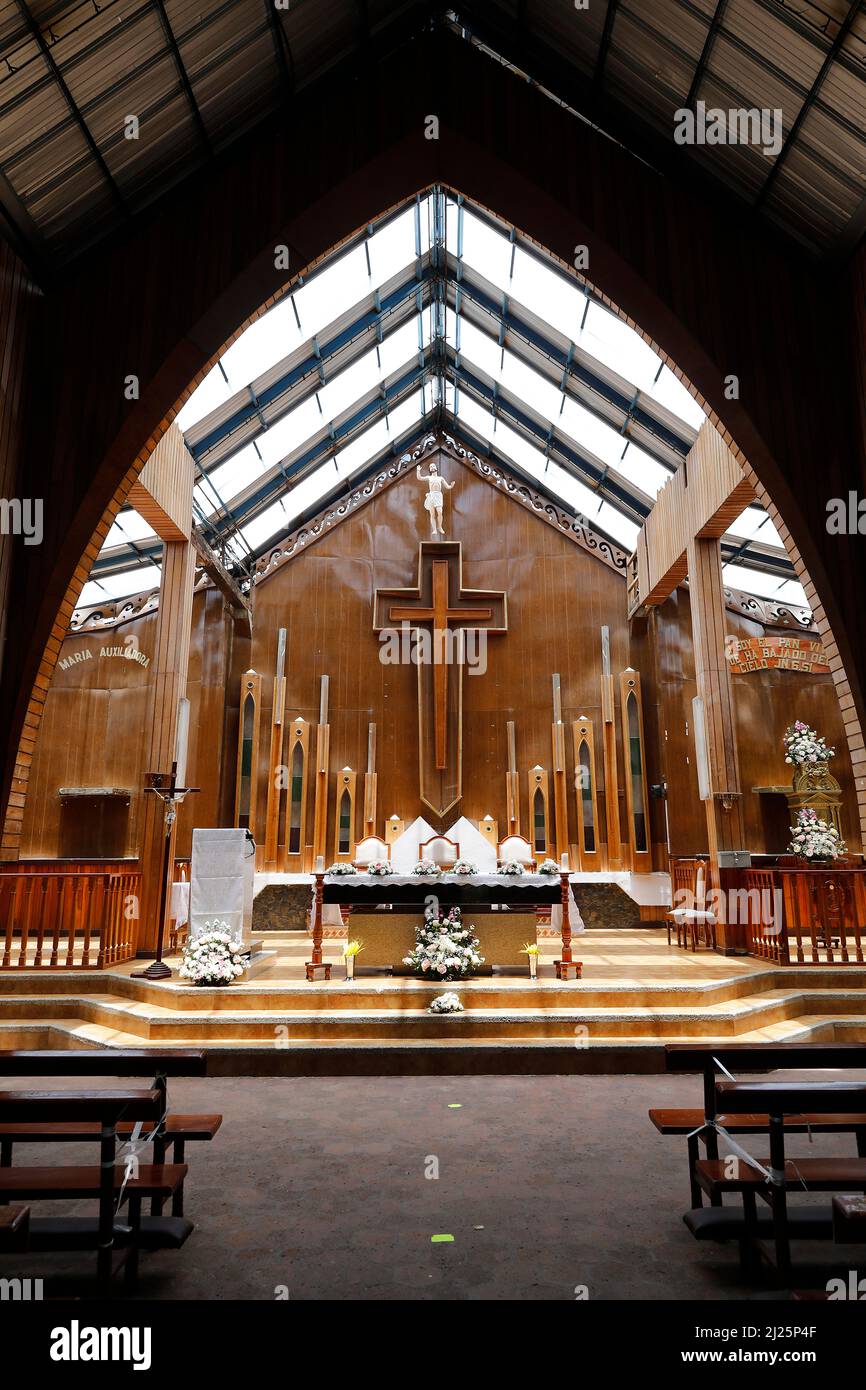 Catholic church in the center of Vilcabamba, Ecuador Stock Photo - Alamy