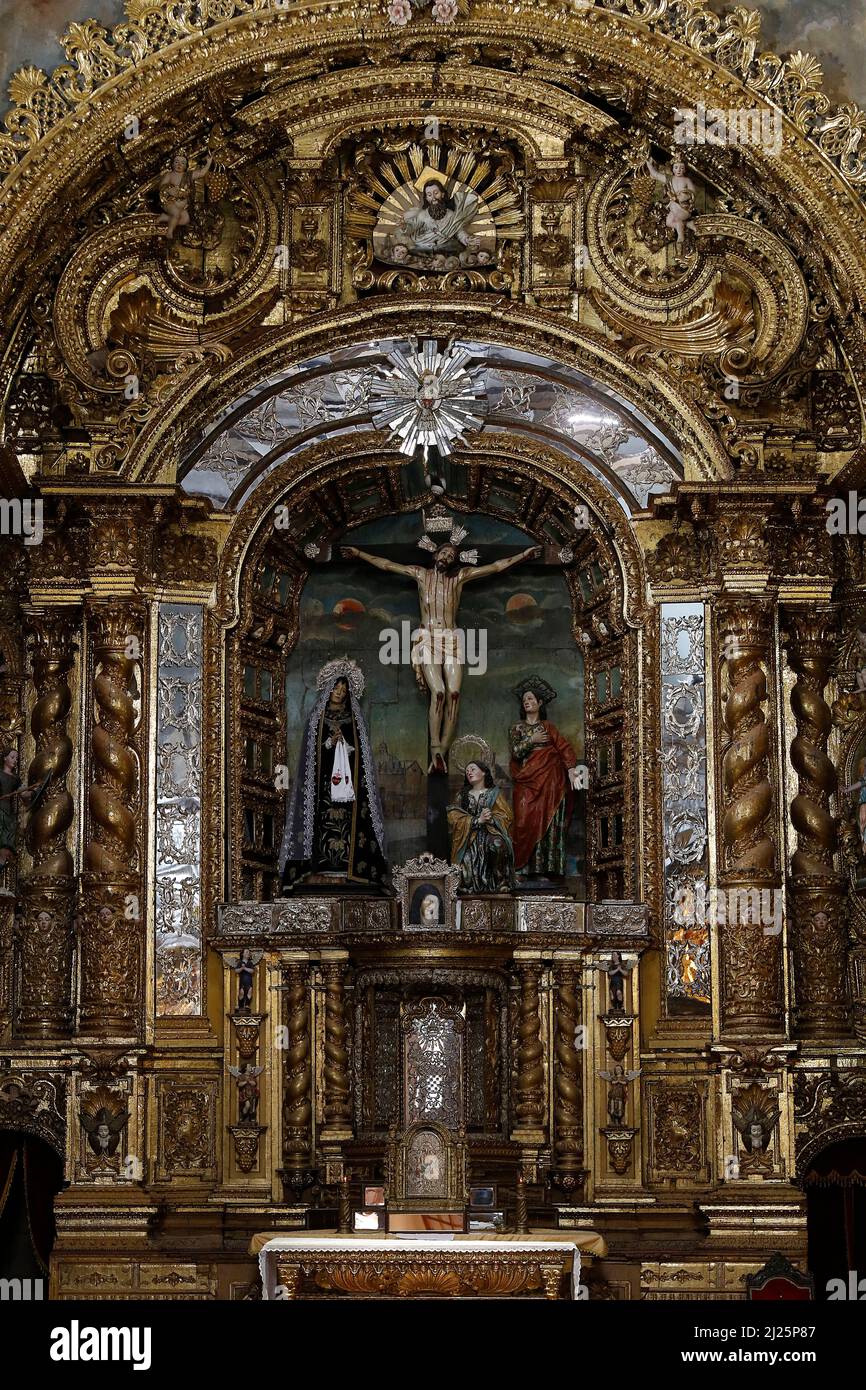 Baroque reredos in catholic church, Quito, Ecuador Stock Photo - Alamy
