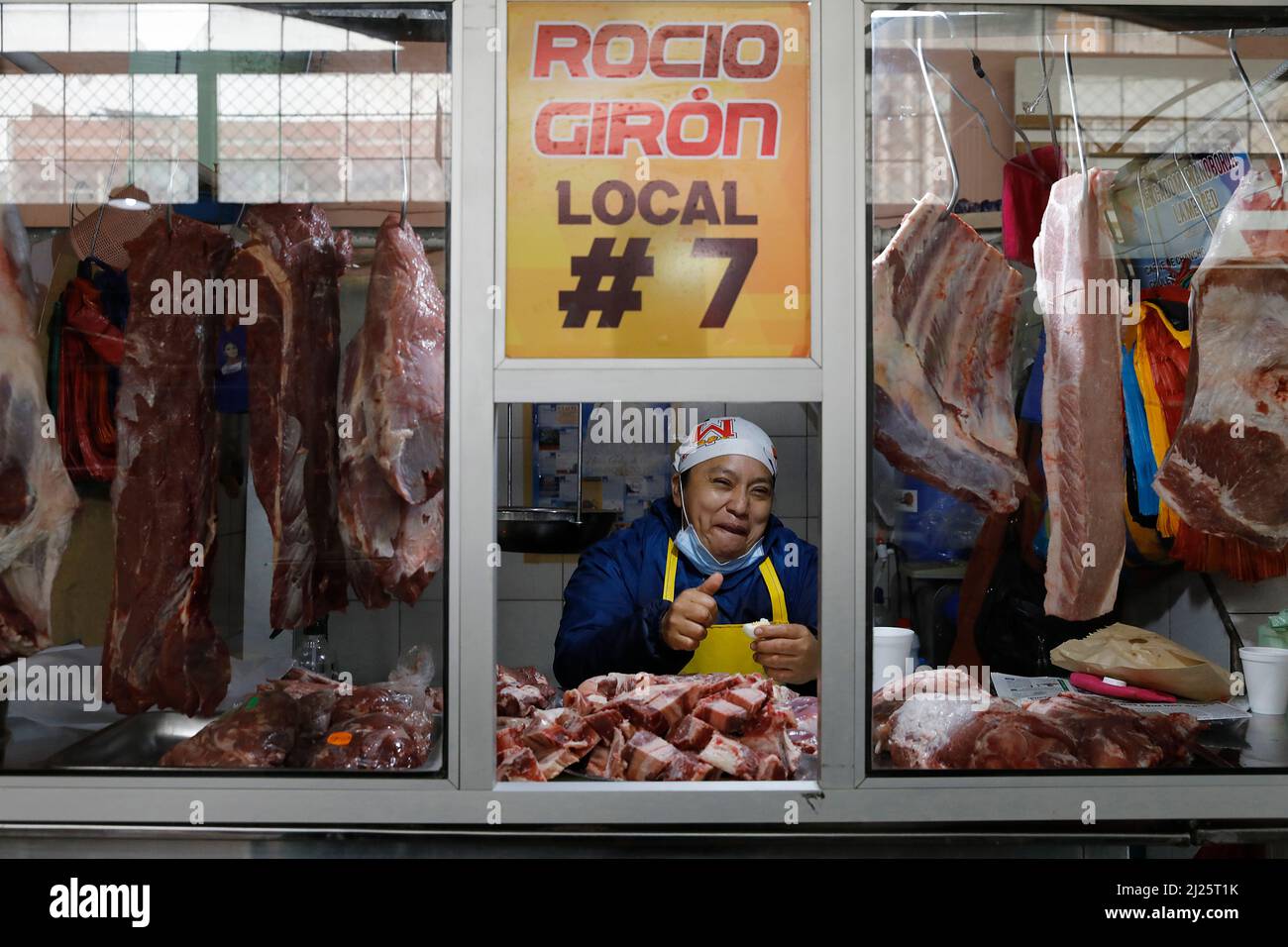 Riobamba market hi-res stock photography and images - Alamy