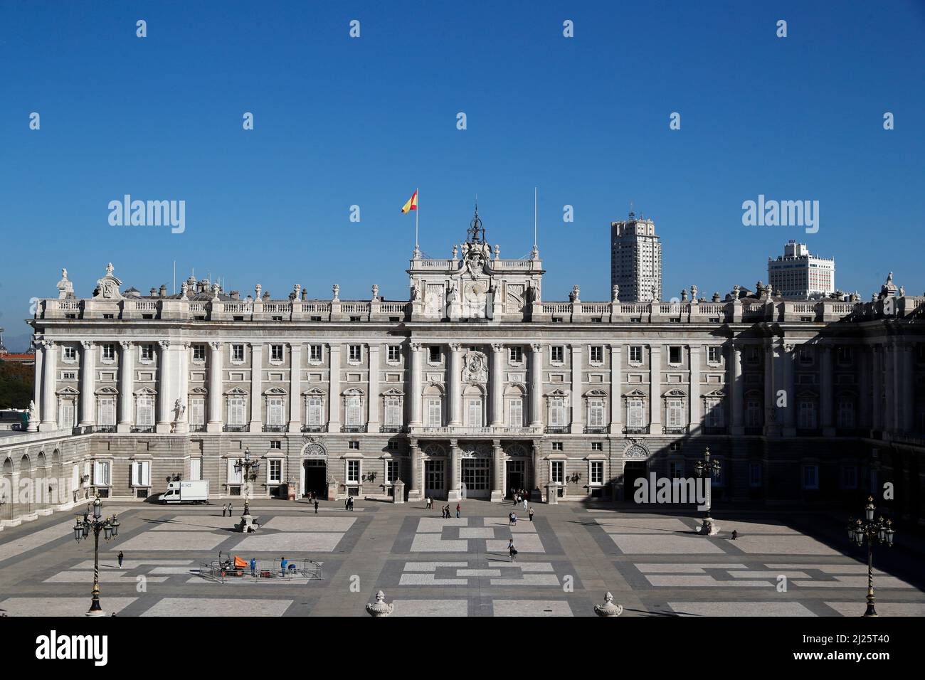Facade of the palacio real royal palace hi-res stock photography and ...