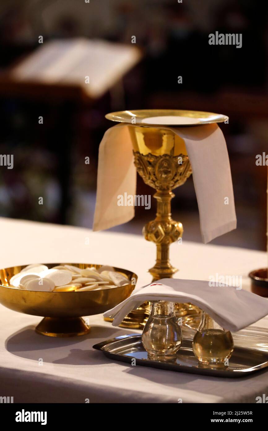 Catholic church. Eucharist table. Catholic mass Stock Photo - Alamy