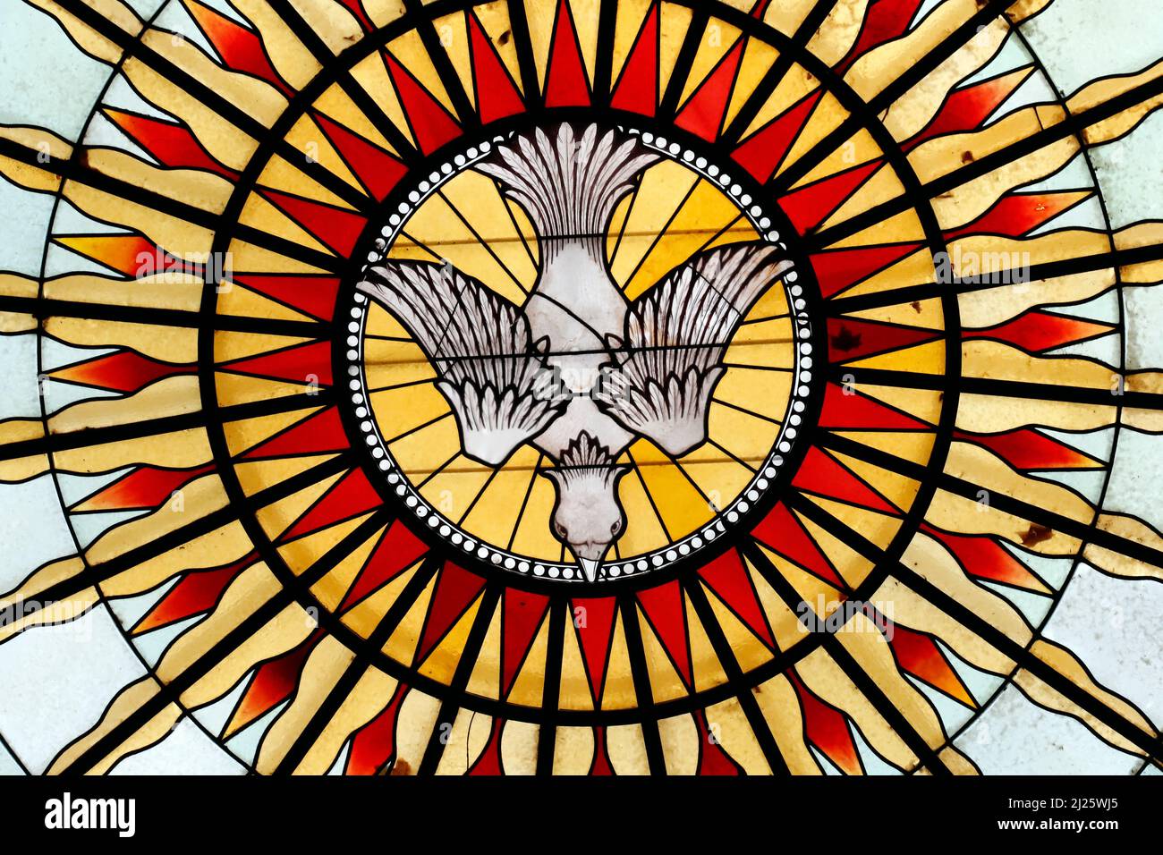 Holy spirit dove stained glass hi-res stock photography and images - Alamy
