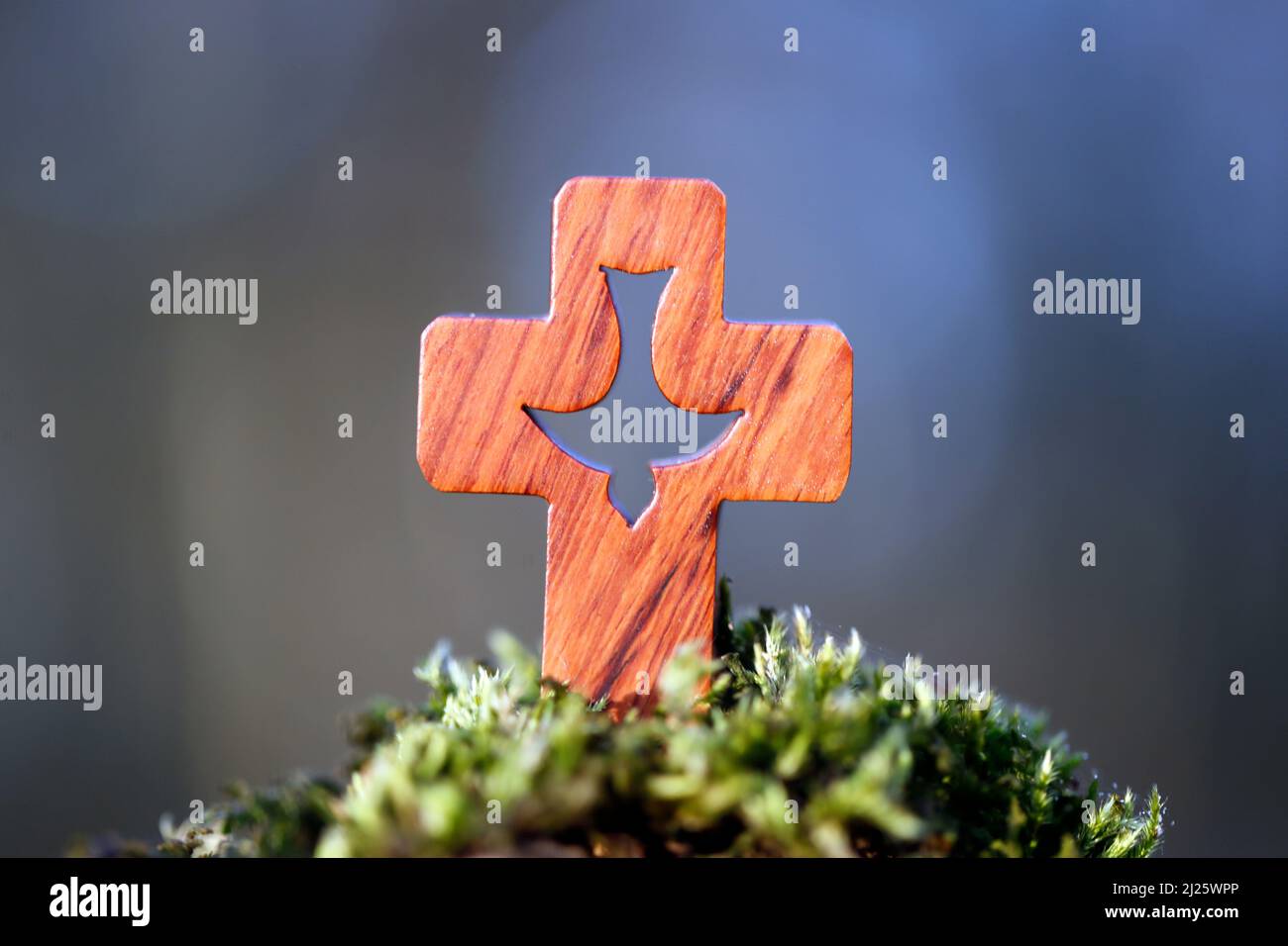 Christian wooden cross in nature. Symbol of chritianism Stock Photo - Alamy