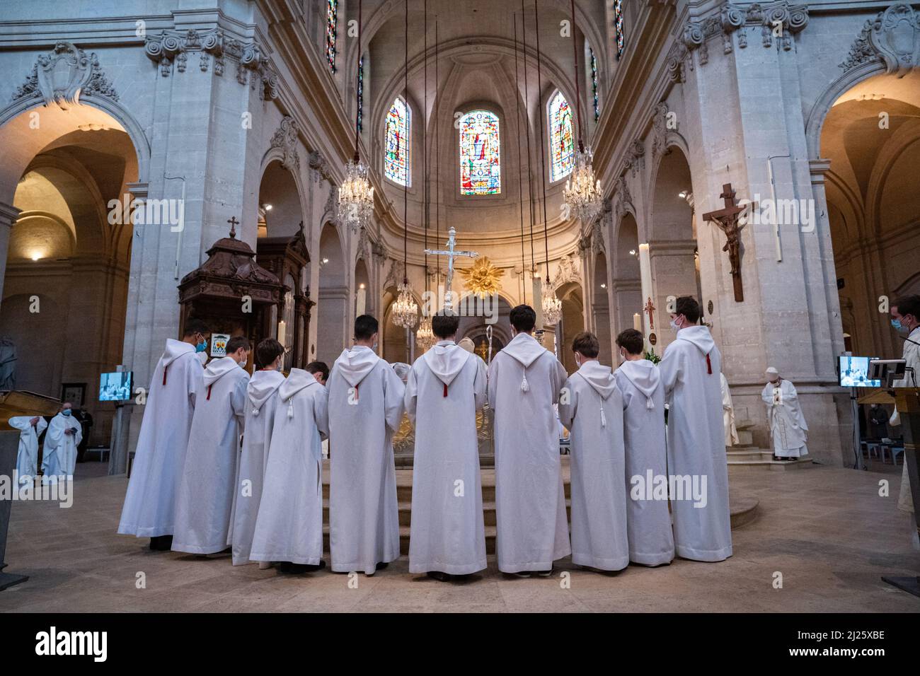 Servant dautel hi-res stock photography and images - Alamy