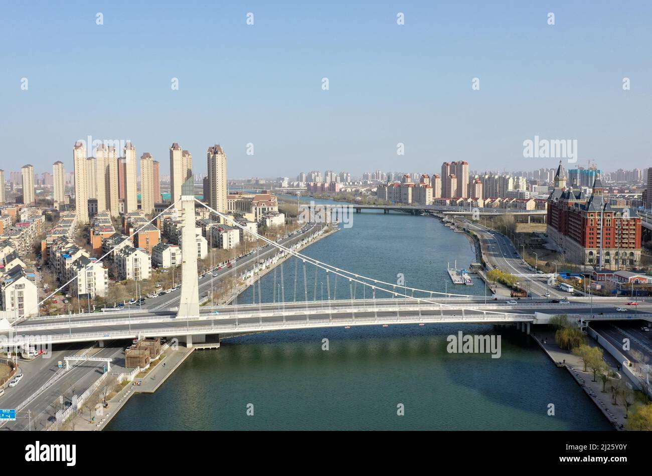 Fumin hi-res stock photography and images - Alamy