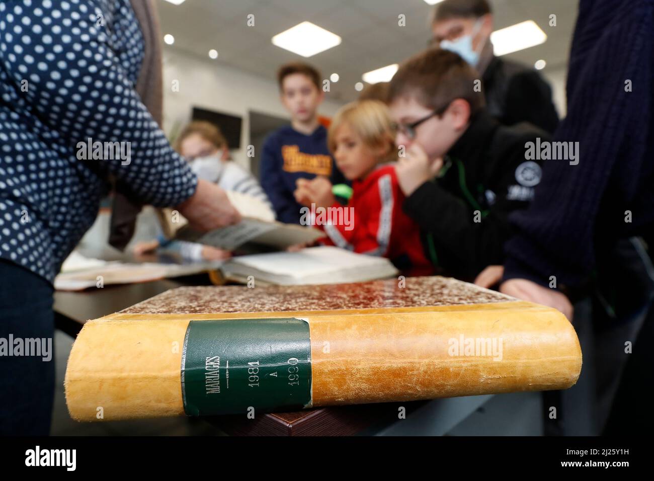 City hall. Old wedding registration book Stock Photo - Alamy