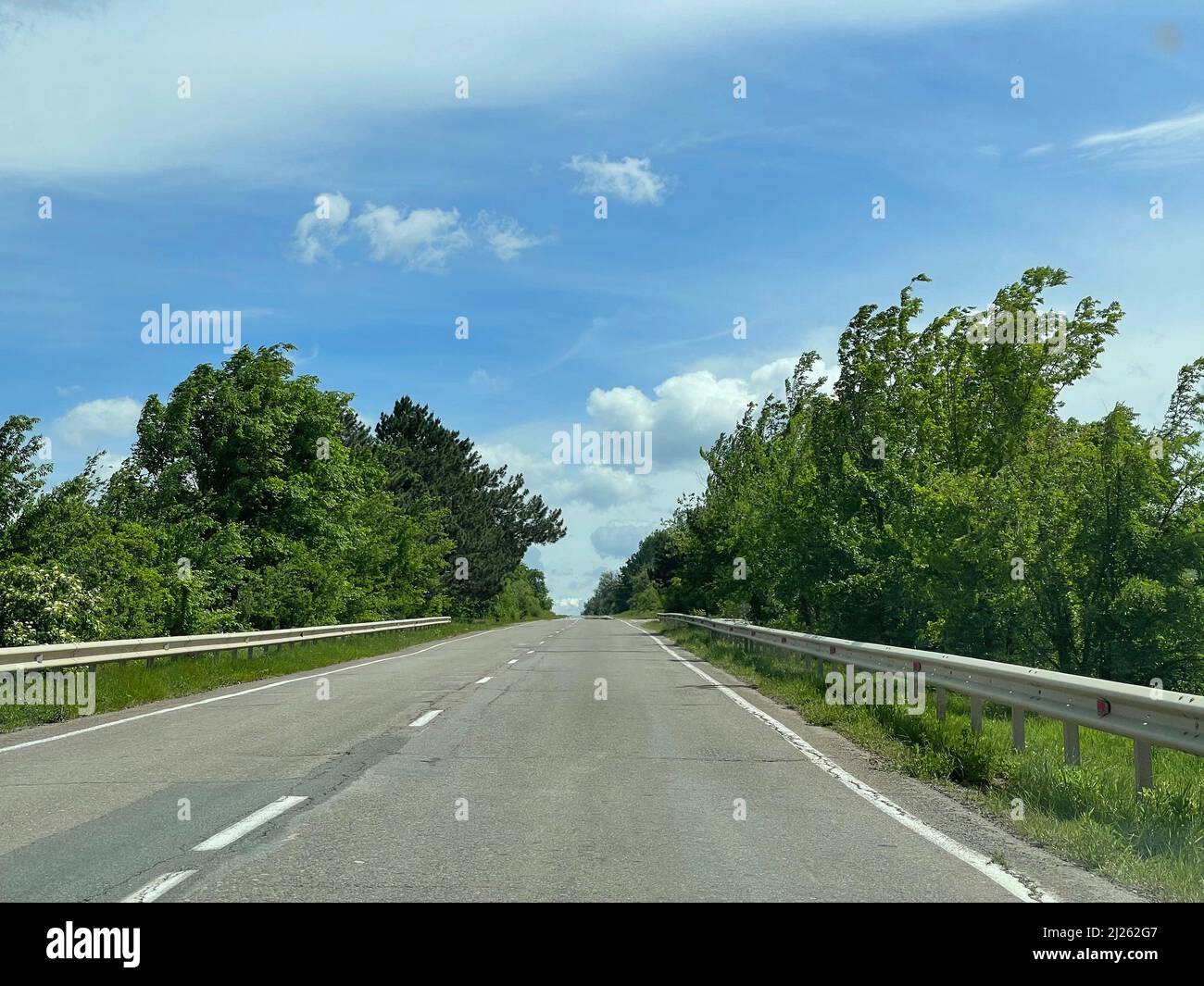 Straight into the sky hi-res stock photography and images - Alamy