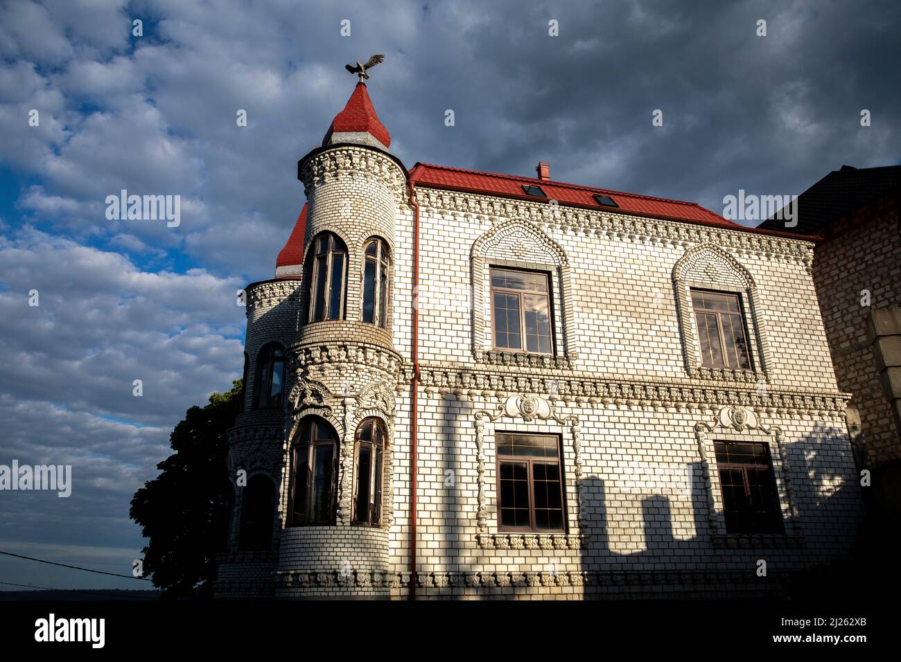 "Gypsy hill", Soroca, Moldova Stock Photo - Alamy