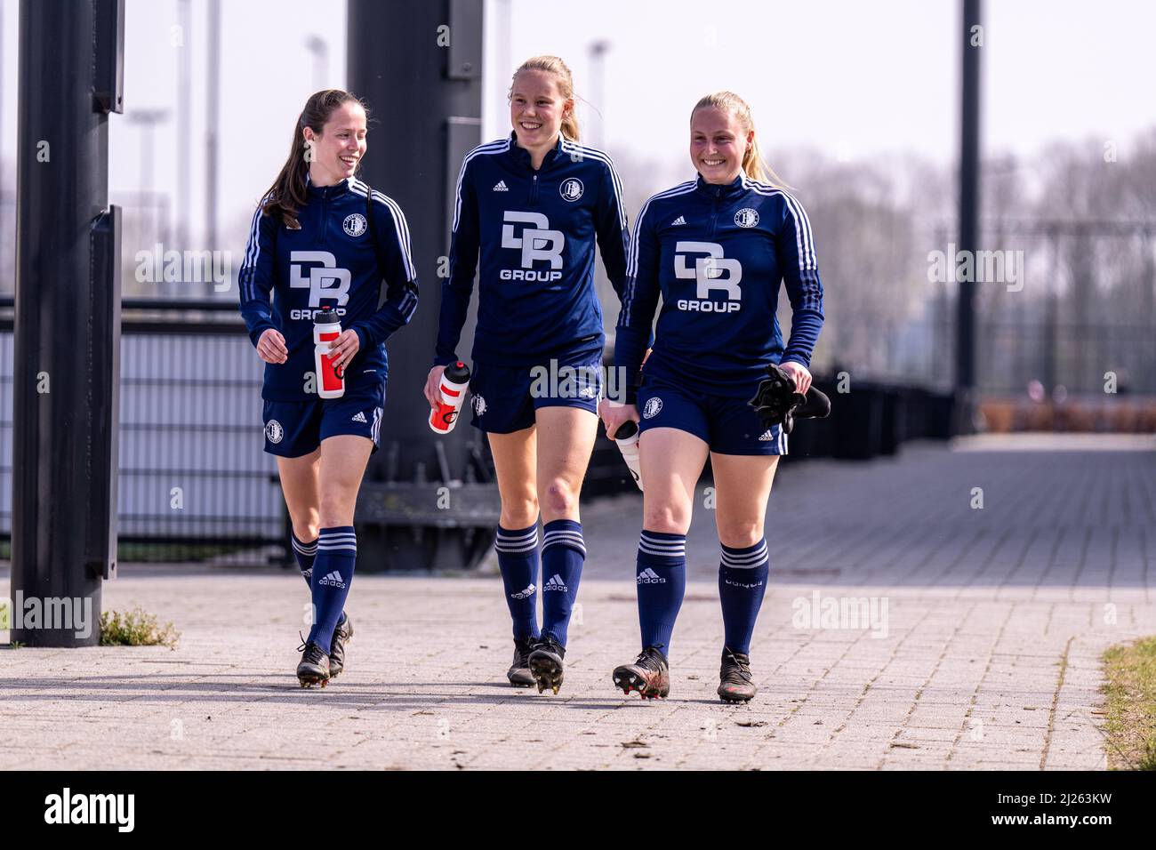 Rotterdam - (l-r) July Schneijderberg of Feyenoord, Robine de Ridder of ...