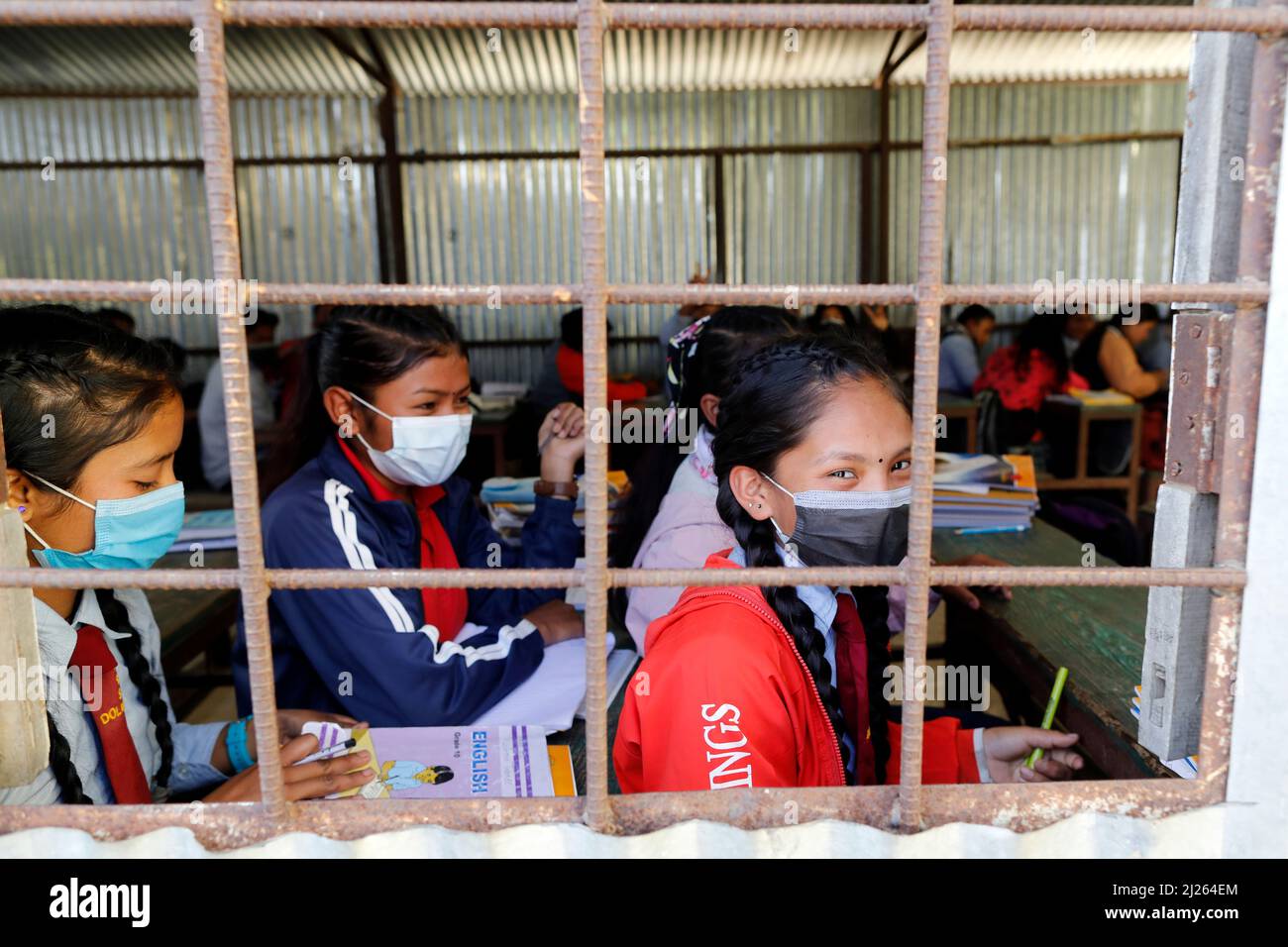Secondary school. Pupils in classroom Stock Photo - Alamy