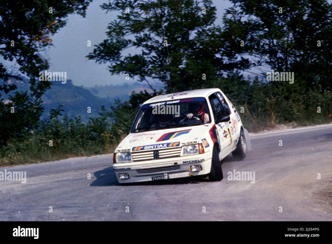 Pierangela Riva (ITA) Elisabetta Betty Tognana (ITA) Peugeot 205 GTI ...