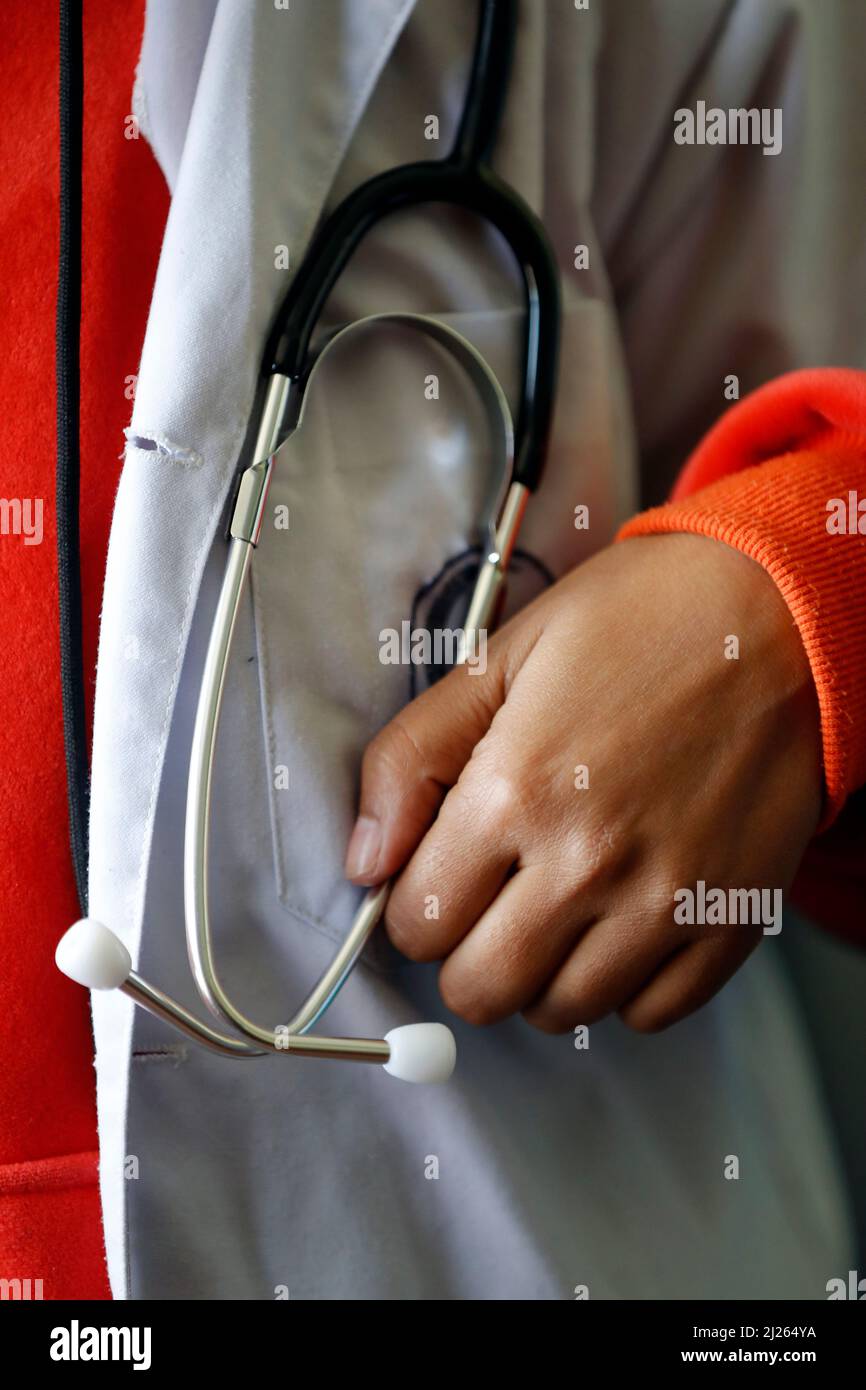 Infirmary in a primary school. Nurse giving medical consultation Stock ...