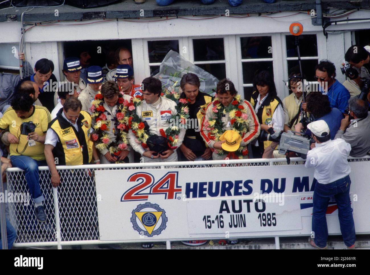 Klaus Ludwig (GER) Paolo Barilla (ITA) John Winter (GER) Porsche 956B ...