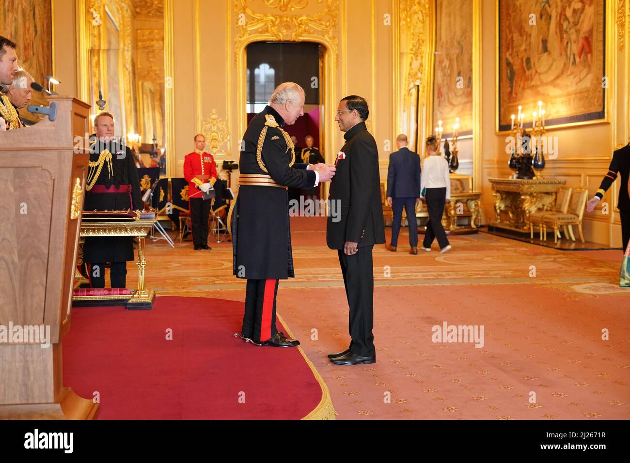 Dr. Raghu Pillarisetti is made an OBE (Officer of the Order of the ...