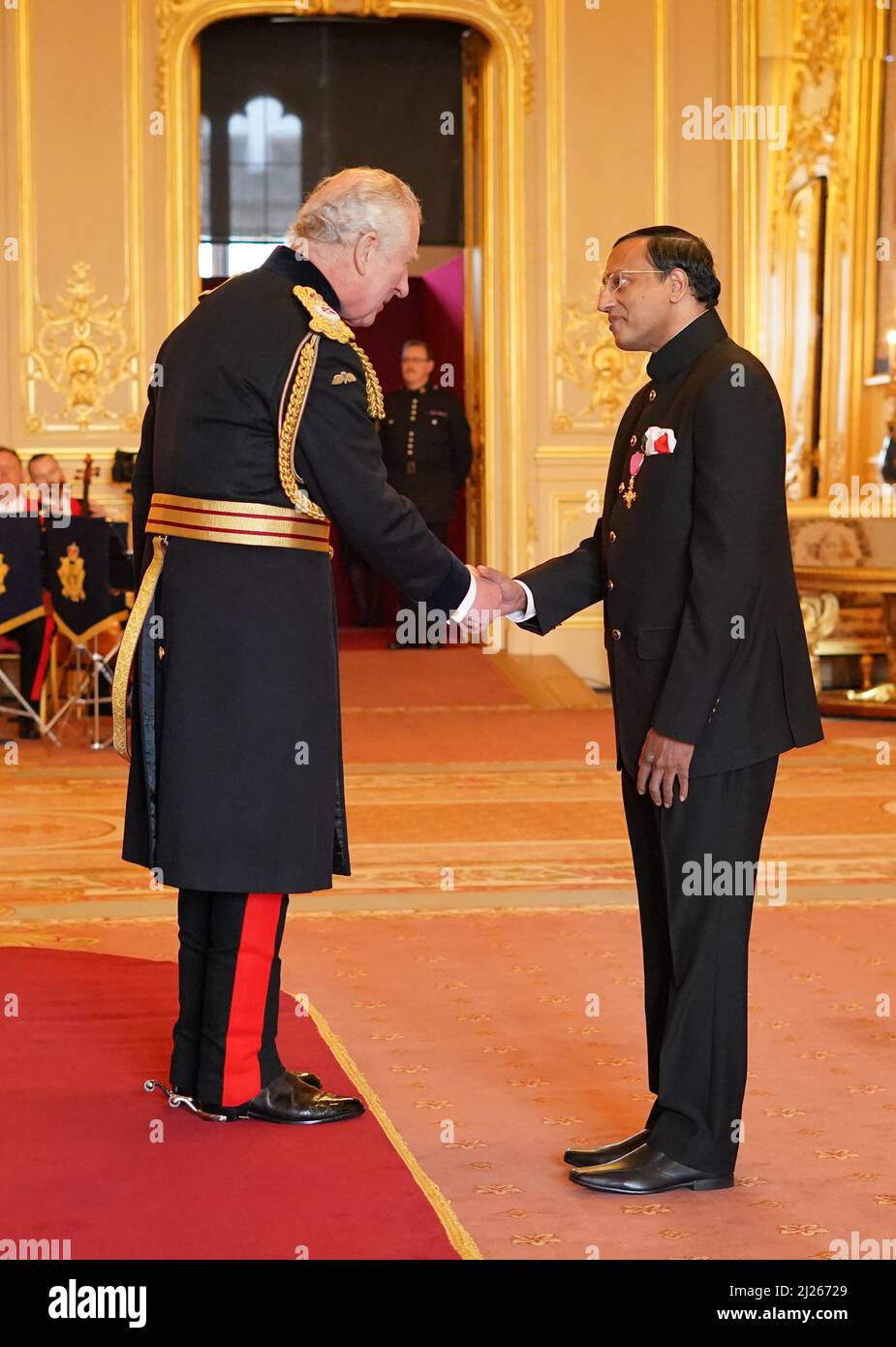 Dr. Raghu Pillarisetti is made an OBE (Officer of the Order of the ...