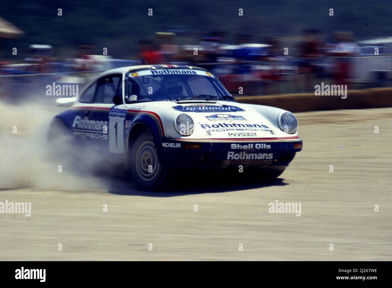 Bernard Beguin (FRA) Jean Jacques Lenne (FRA) Porsche 911 RS GrB ...