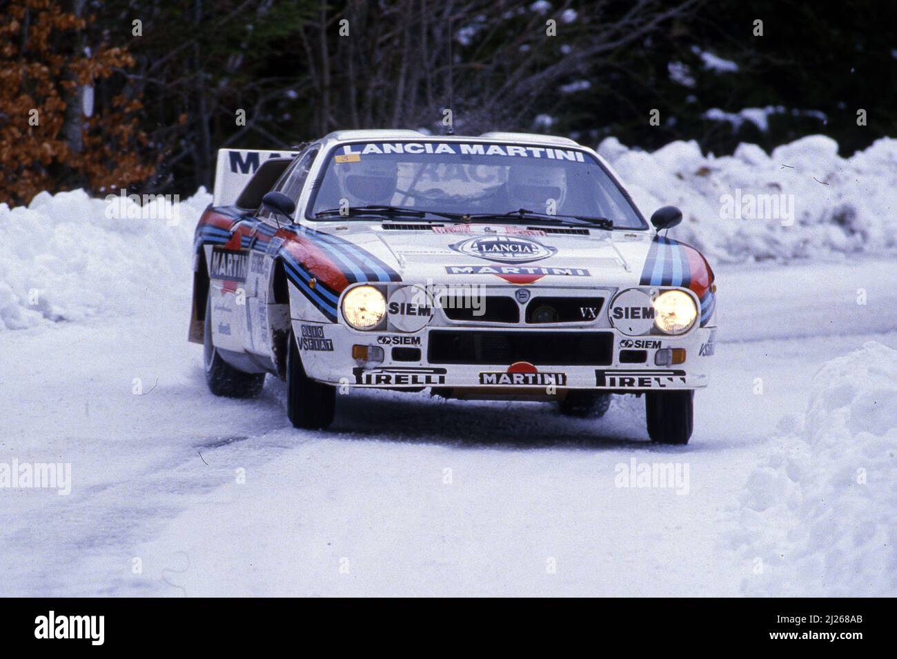 Henri Toivonen (FIN) Juha Piironen (FIN) Lancia Rally Rally 037 GrB ...