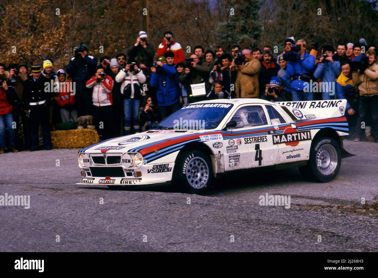 Henri Toivonen (FIN) Juha Piironen (FIN) Lancia Rally Rally 037 GrB ...