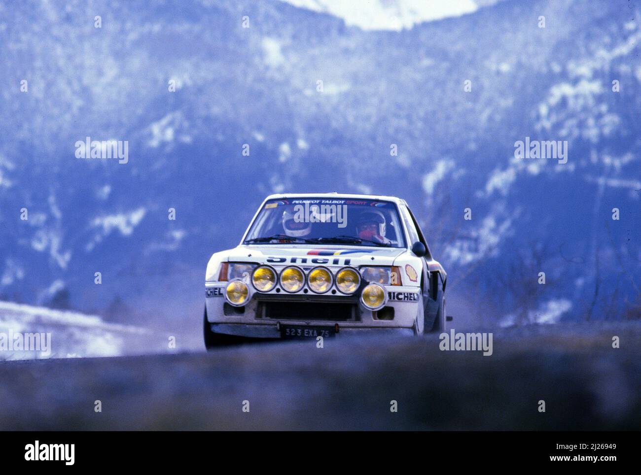 Timo Salonen (FIN) Seppo Harjanne (FIN) Peugeot 205 Turbo 16 GrB ...