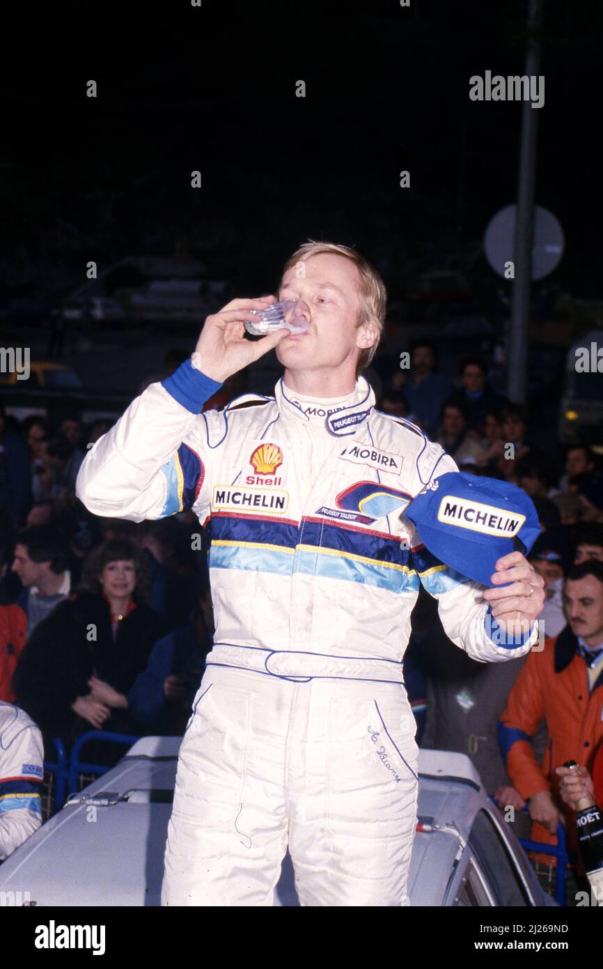 Ari Vatanen (FIN) Peugeot 205 Turbo 16 GrB Peugeot Talbot Sport 1st ...