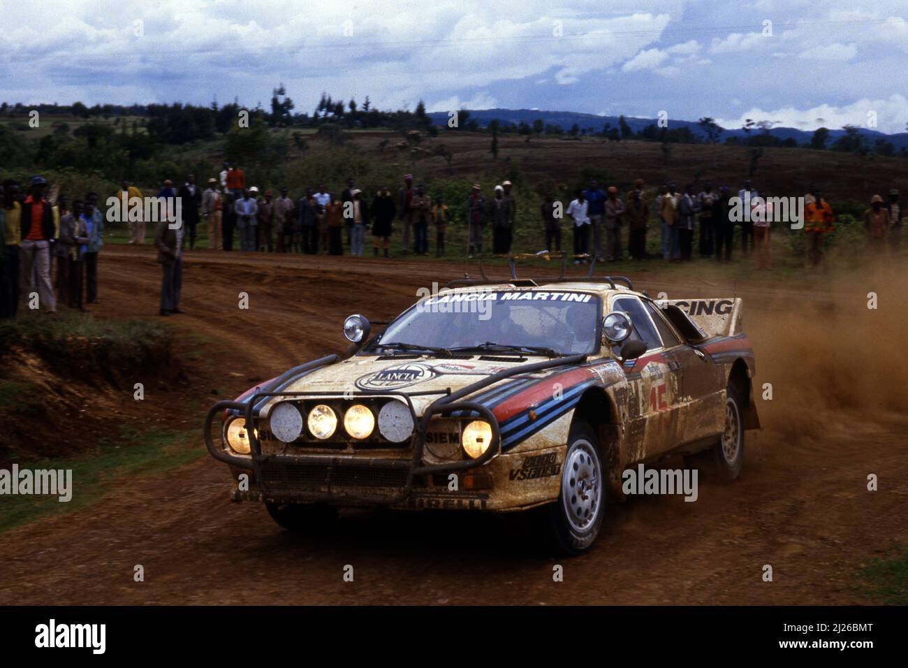 Vic Preston Jnr (EAK) John Lyall (EAK) Lancia Rally 037 GrB Martini ...