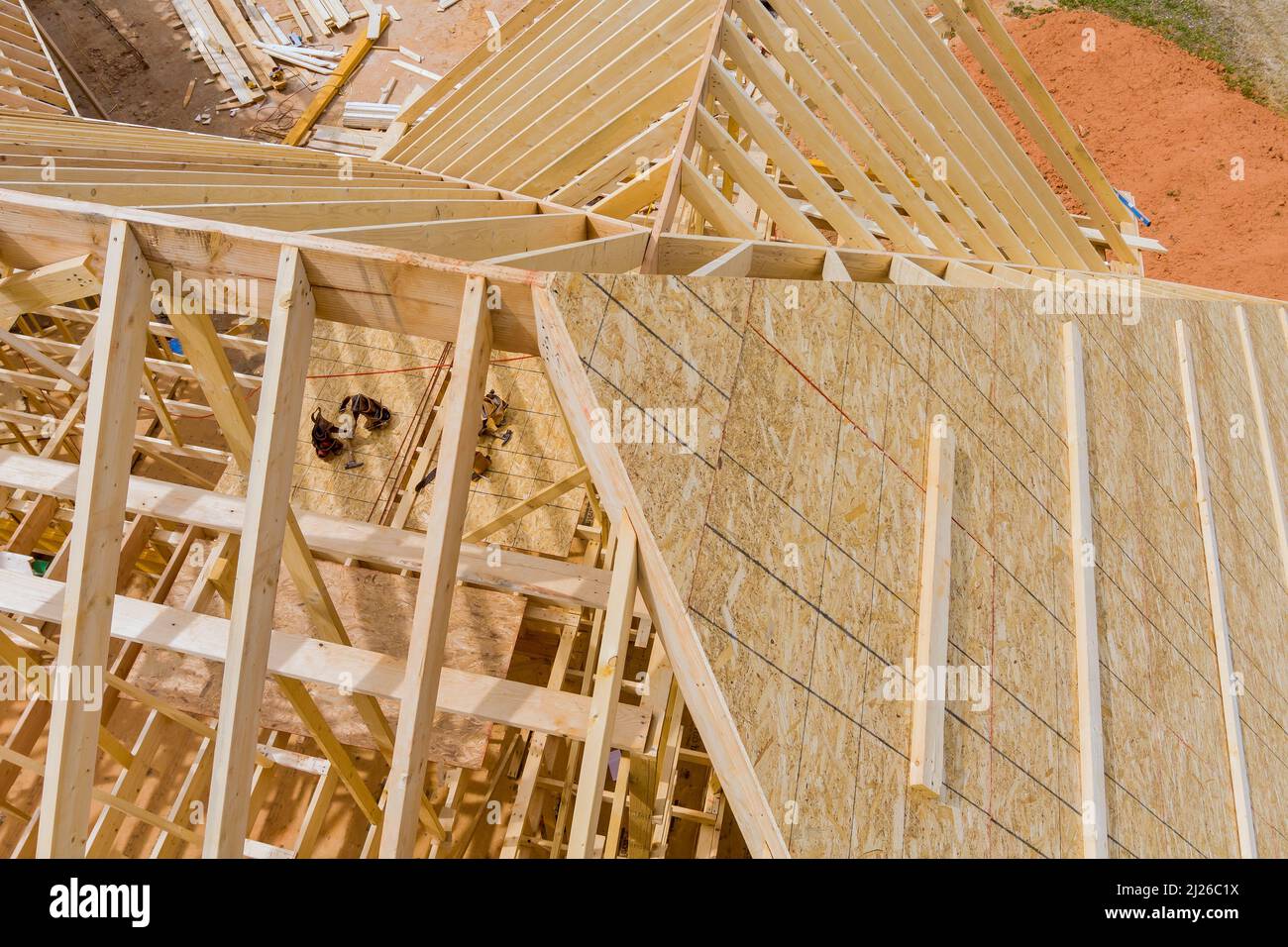 Standard timber roof frame of wooden rafters beams Stock Photo - Alamy