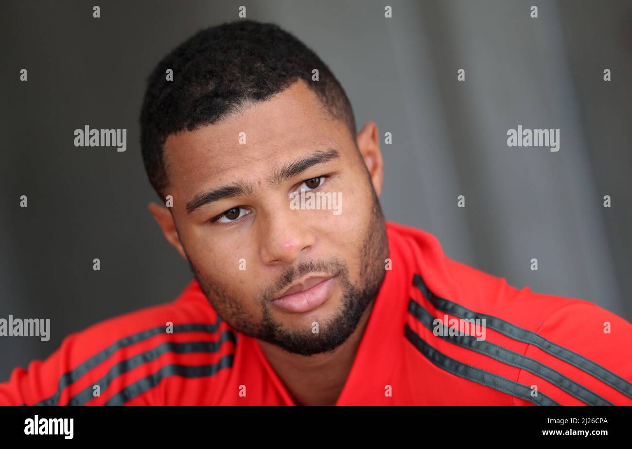 Interview mit Serge Gnabry FC Bayern München Stock Photo - Alamy Interview mit Serge Gnabry FC Bayern München Stock Photo - Alamy