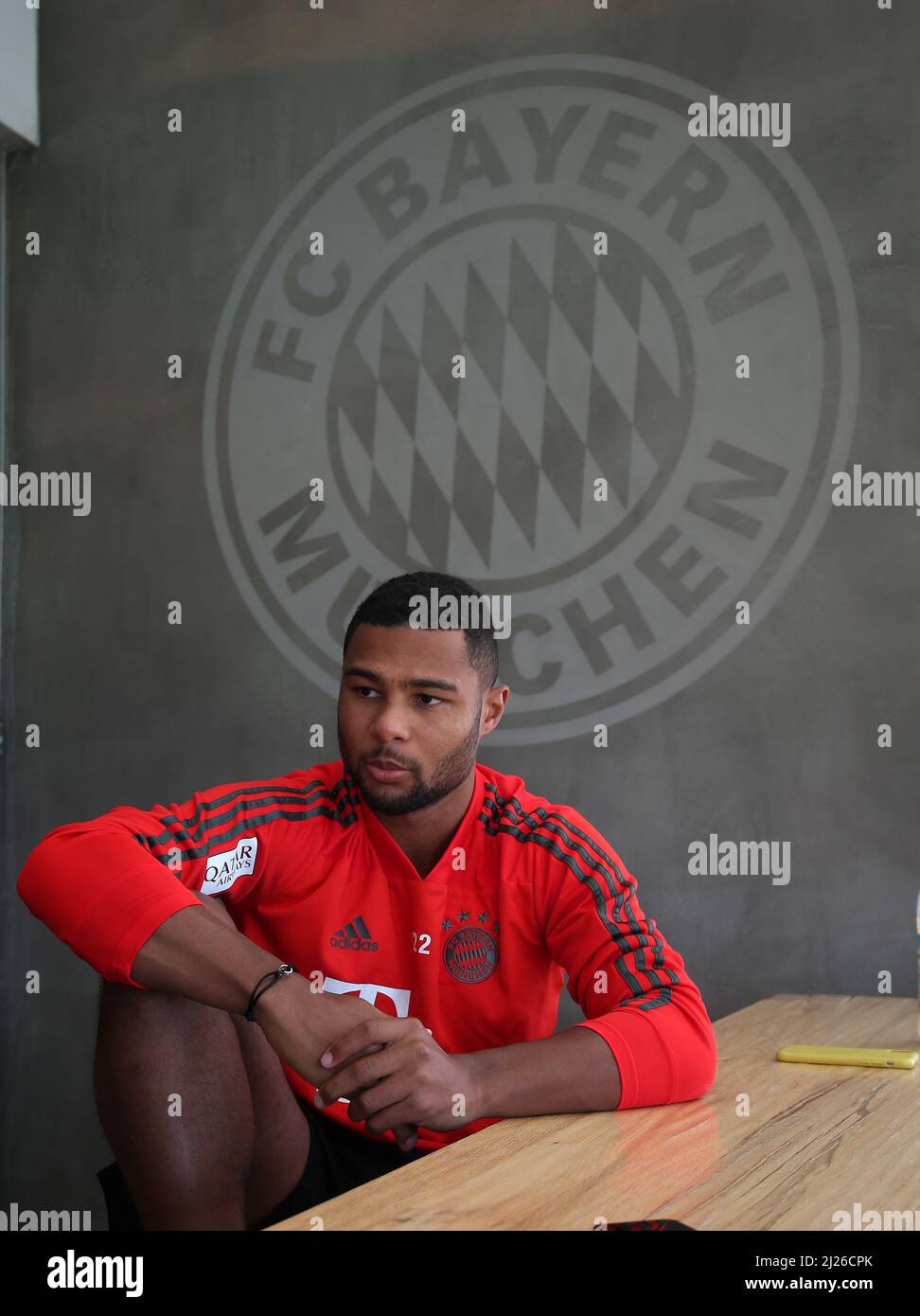 Interview mit Serge Gnabry FC Bayern MŸnchen Stock Photo - Alamy