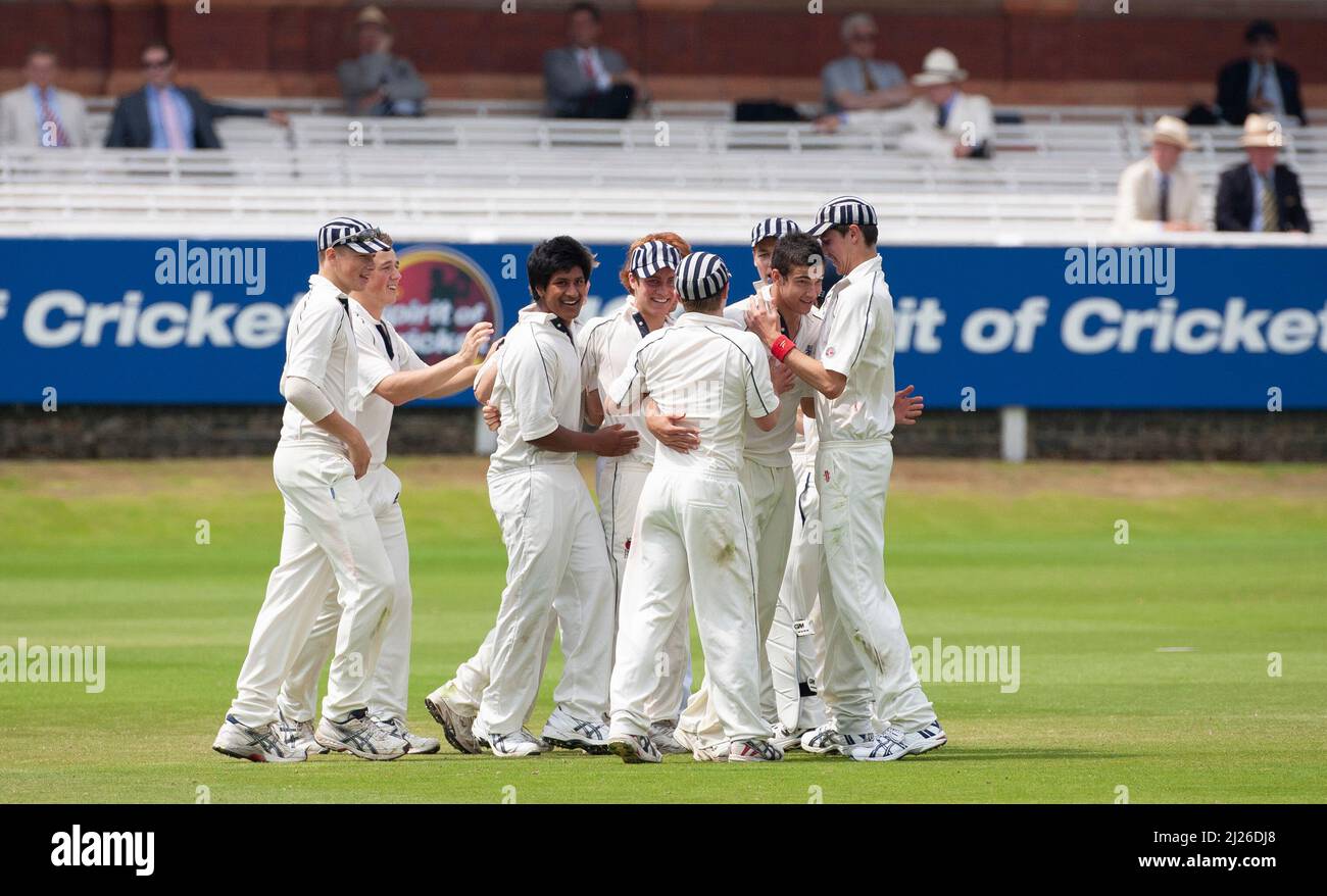 Cricket eton college v harrow school hi-res stock photography and ...