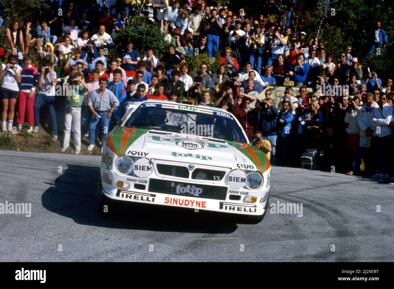 Massimo Miki Biasion (ITA) Tiziano Siviero (ITA) Lancia Rally 037 GrB ...