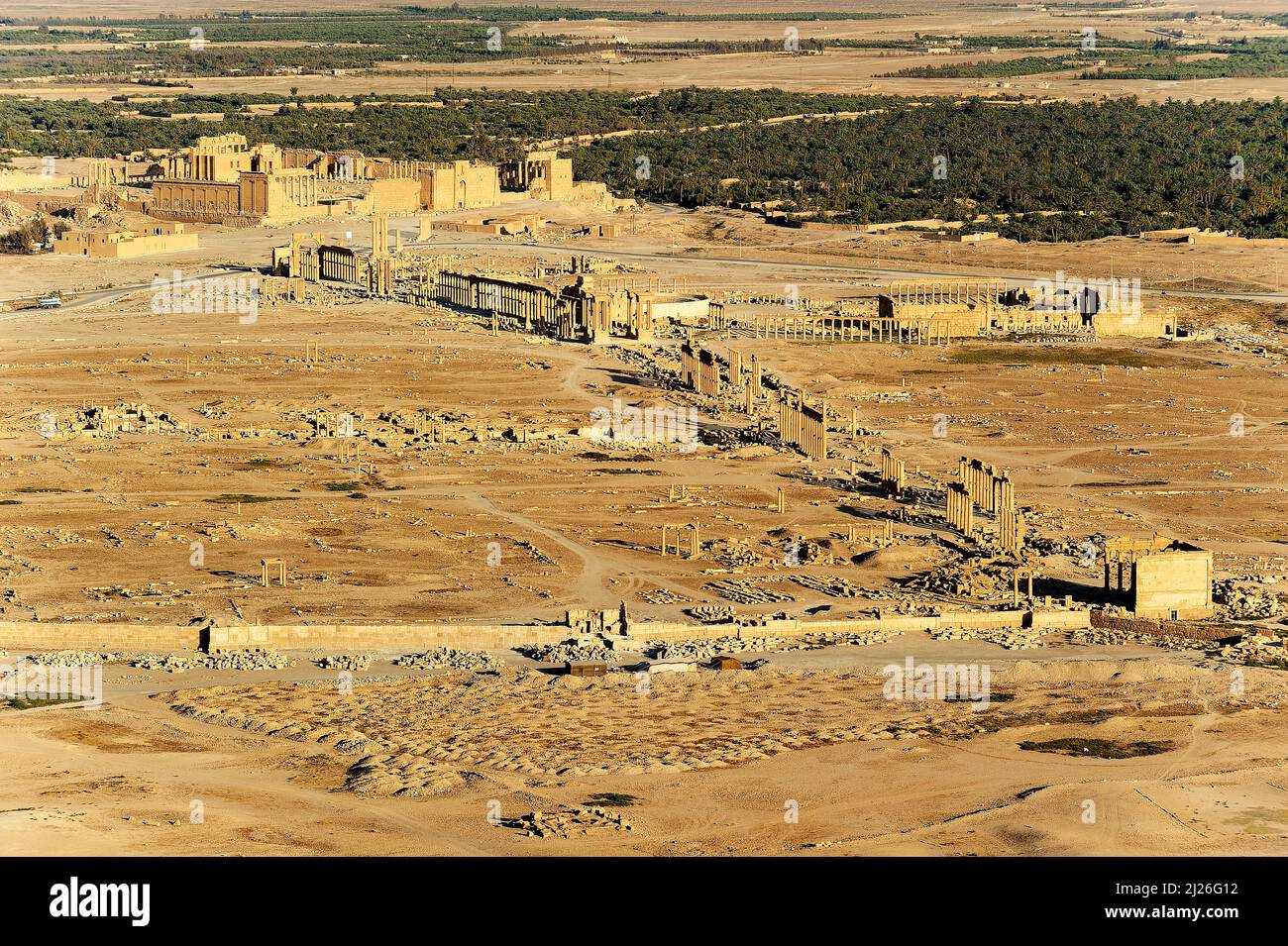 Syria desert mountains hi-res stock photography and images - Alamy