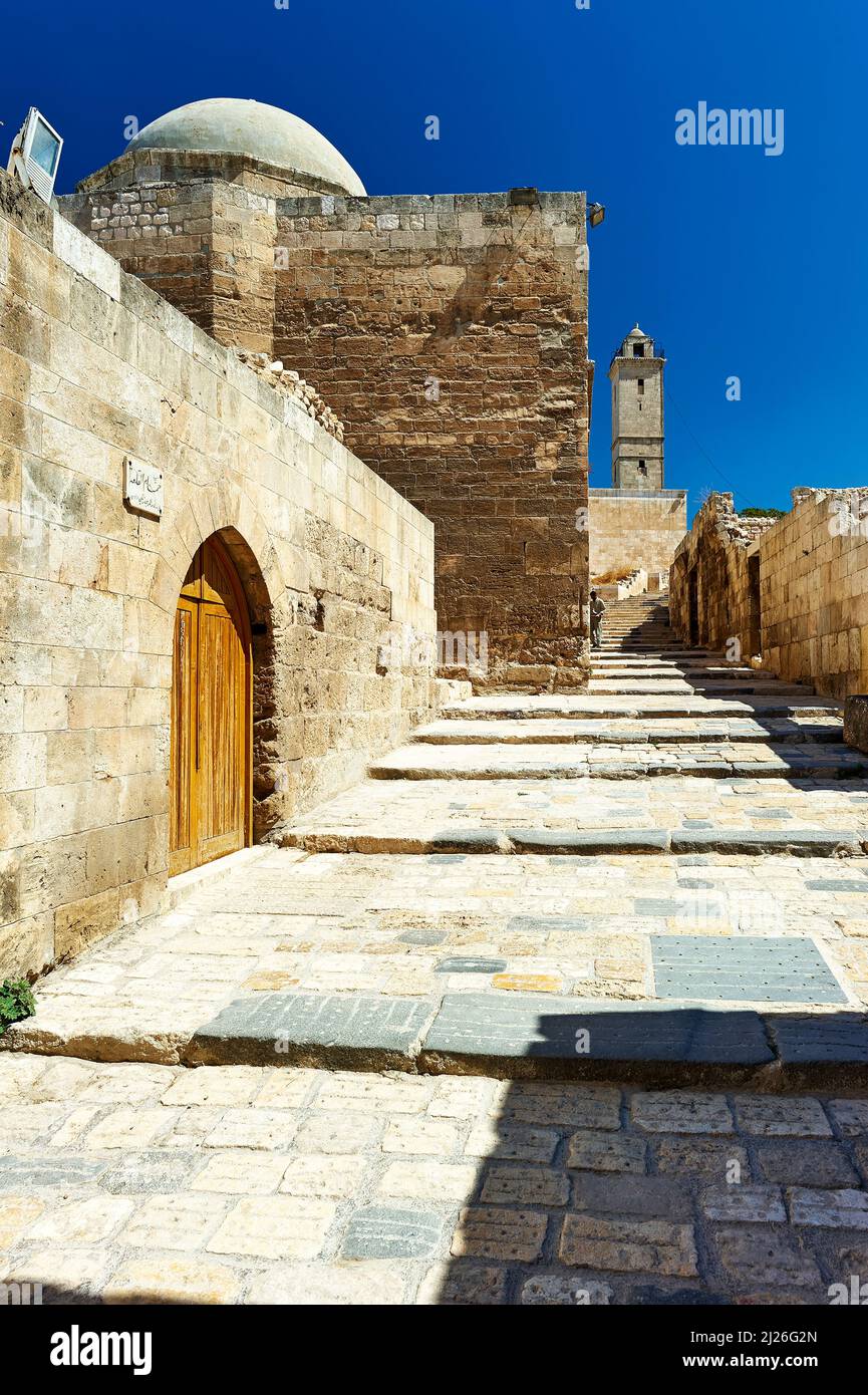 Old town wall aleppo city hi-res stock photography and images - Alamy
