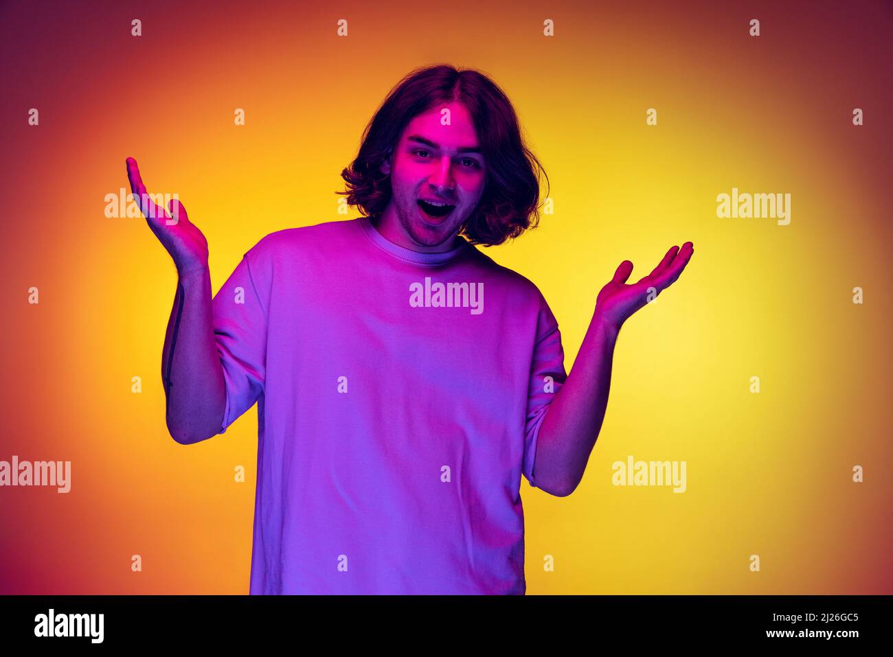 Beauty influencer male hi-res stock photography and images - Alamy