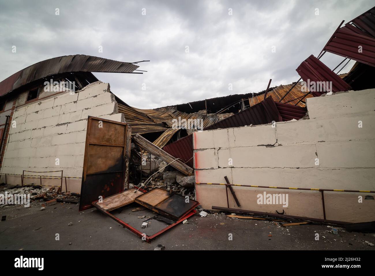 After an earlier rocket explosion, a warehouse and a mountain bike ...