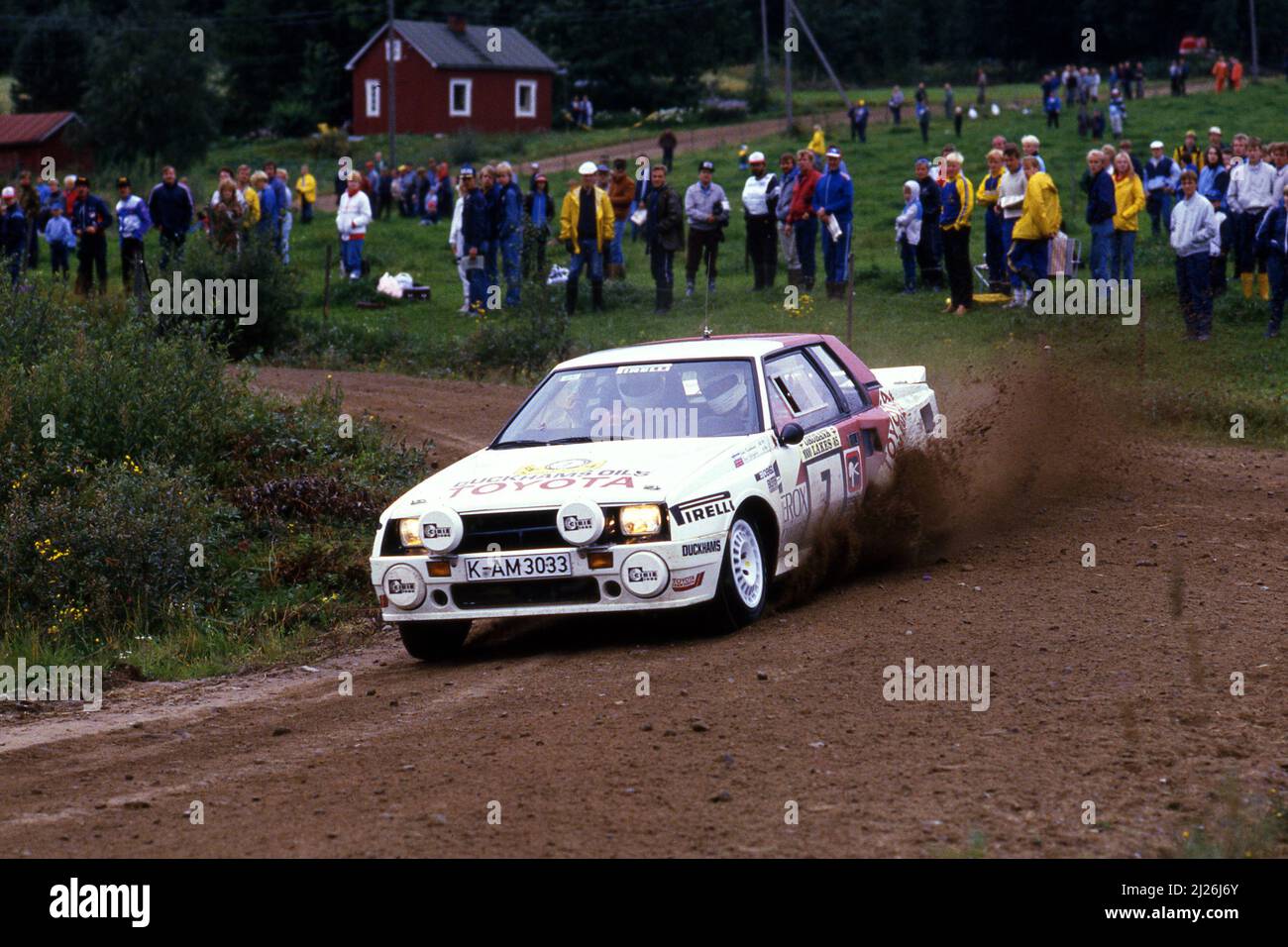 Juha Kankkunen (FIN) Fred Gallagher (GBR) Toyota Celica Twincam Turbo ...