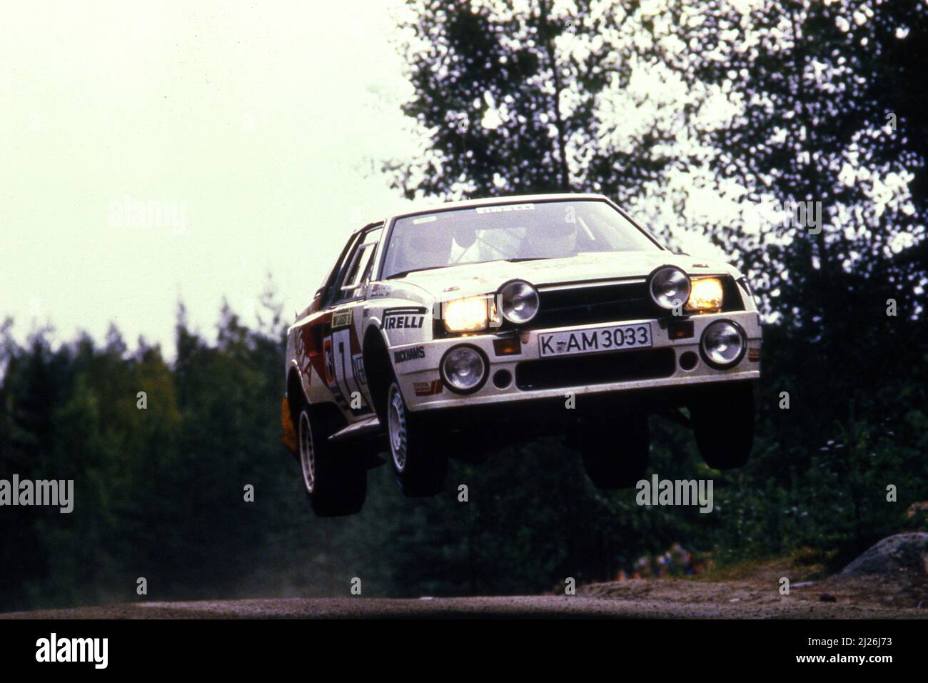 Juha Kankkunen (FIN) Fred Gallagher (GBR) Toyota Celica Twincam Turbo ...