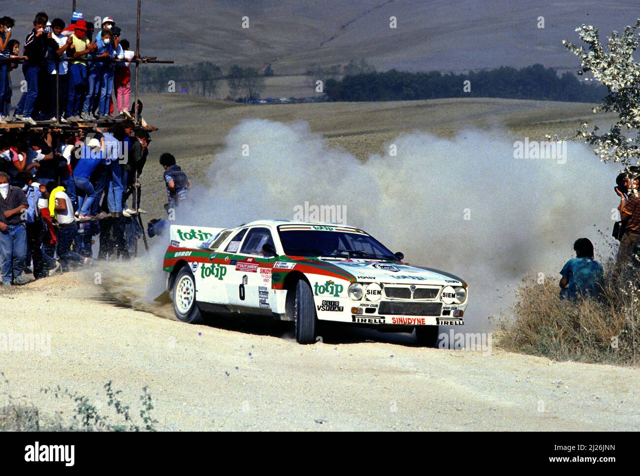 Dario Cerrato (ITA) Giuseppe 'Gepi' Cerri (ITA) Lancia Rally 037 GRB ...