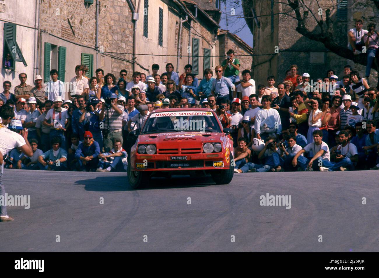 Auguste Tchine Turiani (MC) Pierre Gandolfo (FRA) Opel Manta 400 GrB ...