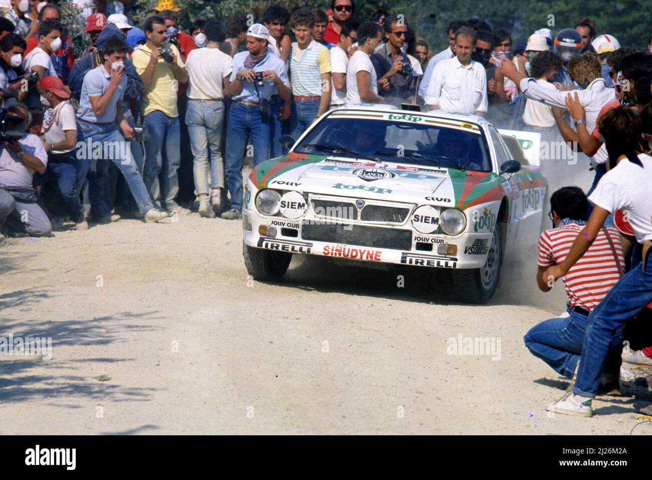Dario Cerrato (ITA) Giuseppe Geppi Cerri (ITA) Lancia Rally 037 GrB ...