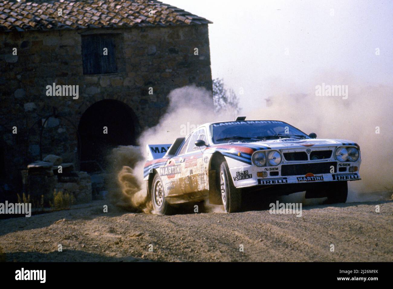 Markku Alen (FIN) Ilkka Kivimaki (FIN) Lancia Rally 037 GrB Lancia ...