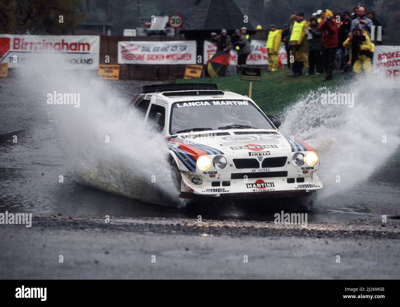 Markku Alen (FIN) Ilkka Kivimaki (FIN) Lancia Delta S4 GrB Martini ...