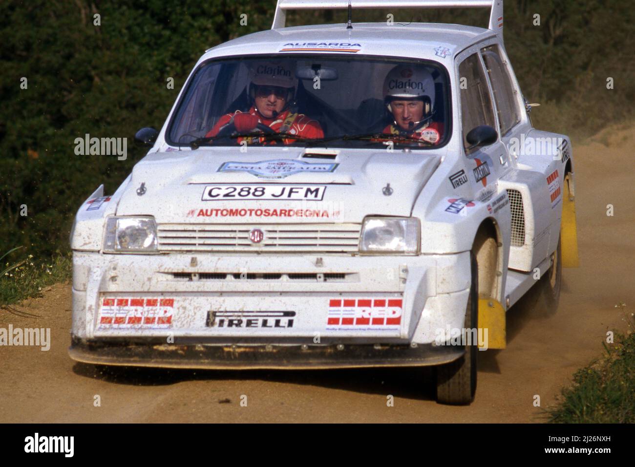 Geoff Fielding (GBR) John Robinson (GBR) Austin Rover MG Metro 6R4 GrB ...