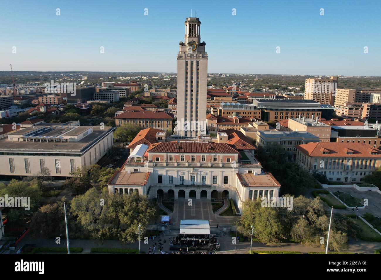 The UT Tower and Main Building on the University of Texas campus ...