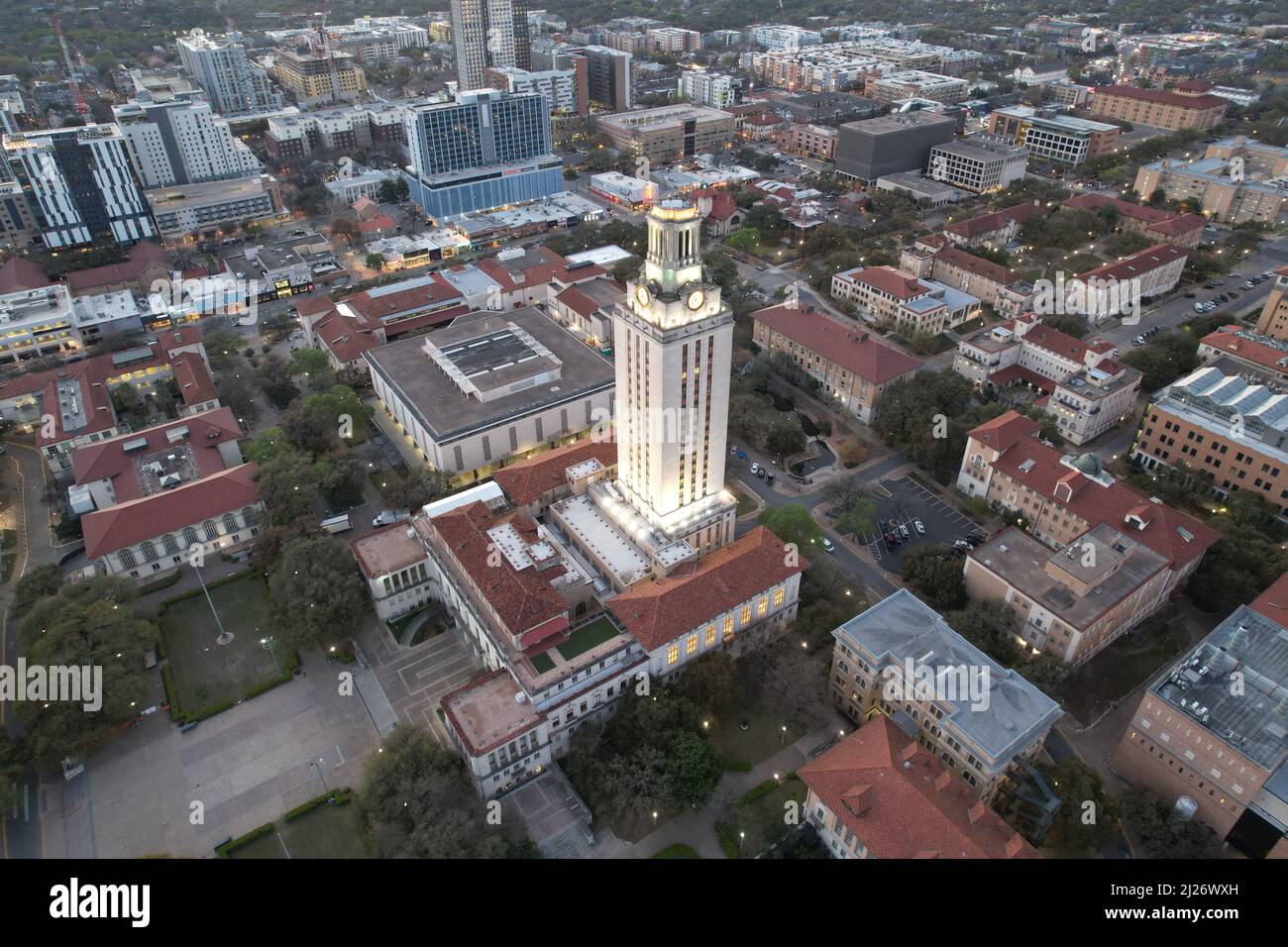 The UT Tower and Main Building on the University of Texas campus ...