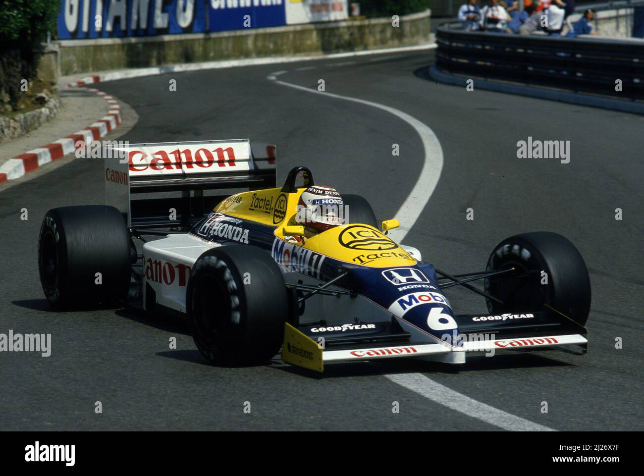 Nelson Piquet (BRA) Williams FW11 Honda Stock Photo - Alamy