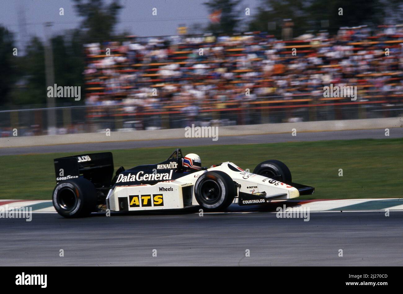 Martin Brundle (GBR) Tyrrell 015 Renault Stock Photo - Alamy