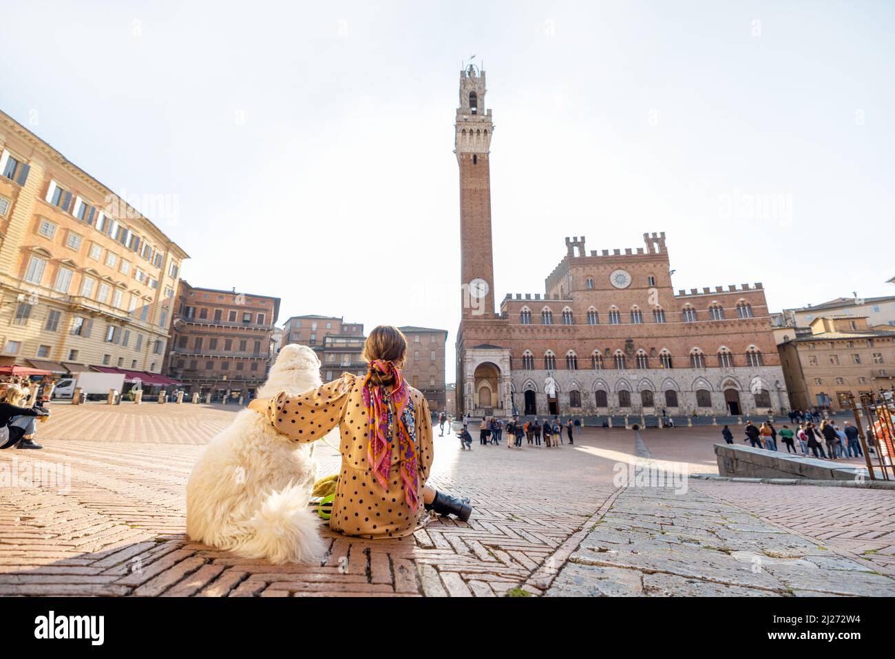 Cute italian town hi-res stock photography and images - Alamy