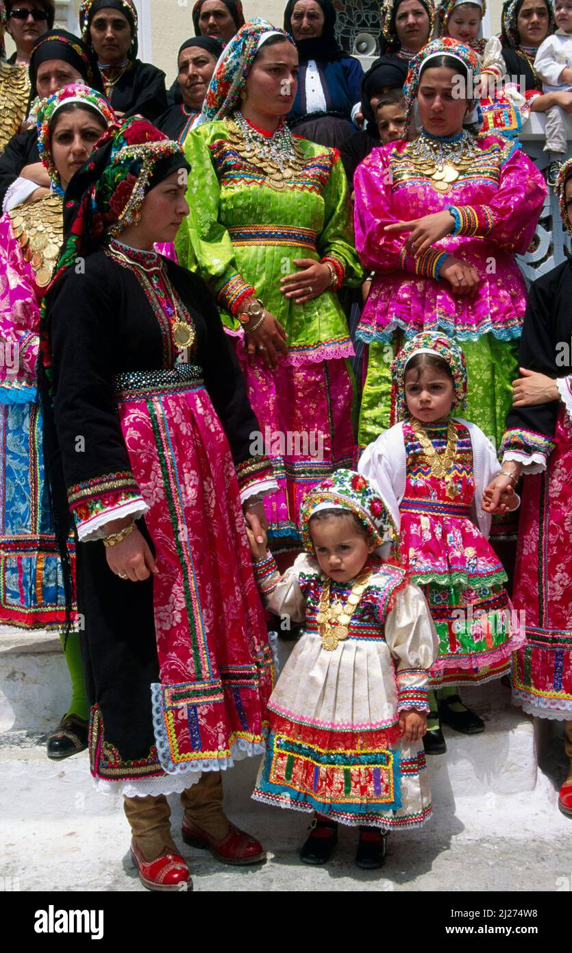 Kinder griechenland hi-res stock photography and images - Alamy